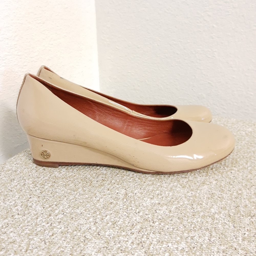 Tory Burch Patent Leather Wedge Shoes. - Gem